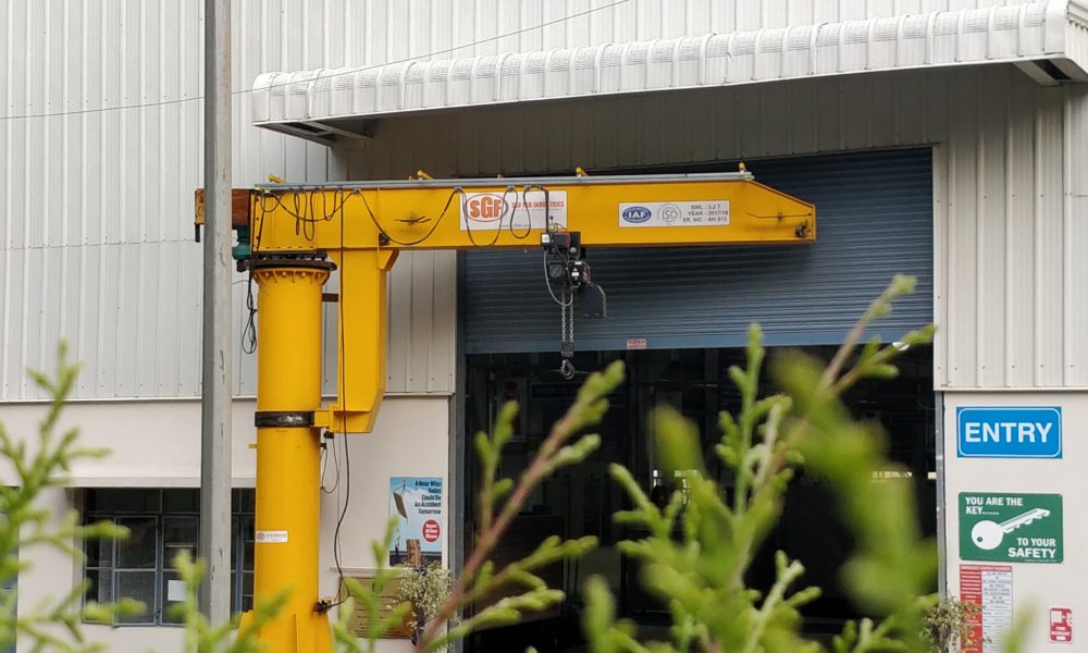 5 Bulky machines that ease your contractor's job - Best Crane ...